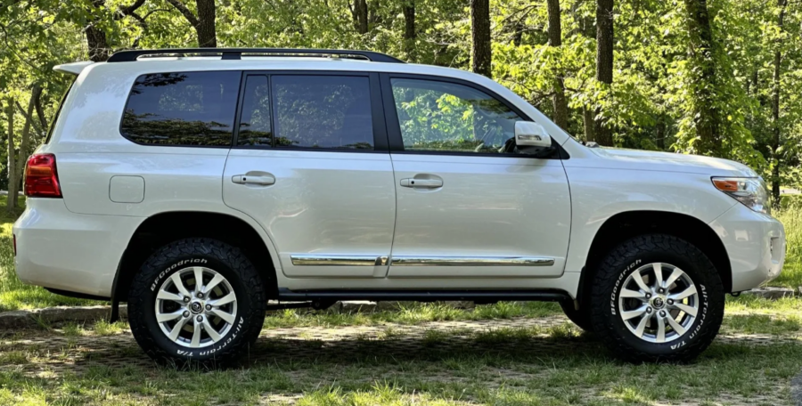 The 4Runner Vs Land Cruiser Collector Debate (Complete Guide)